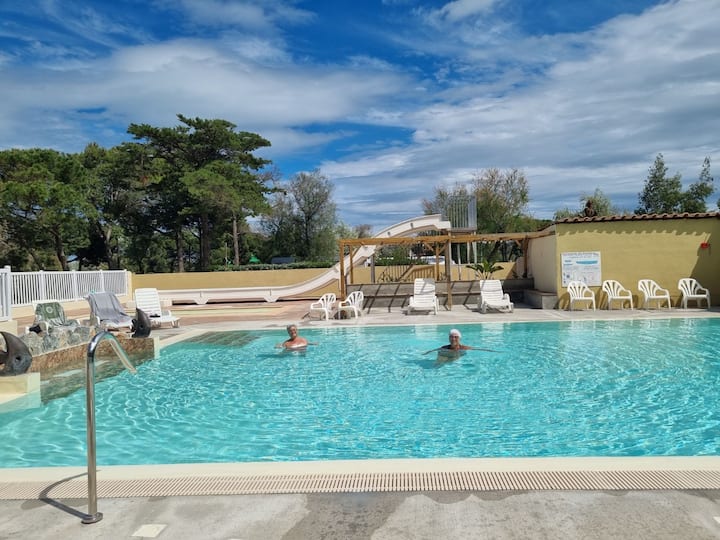 Mobile Climatisé Sur Camping - Port-la-Nouvelle