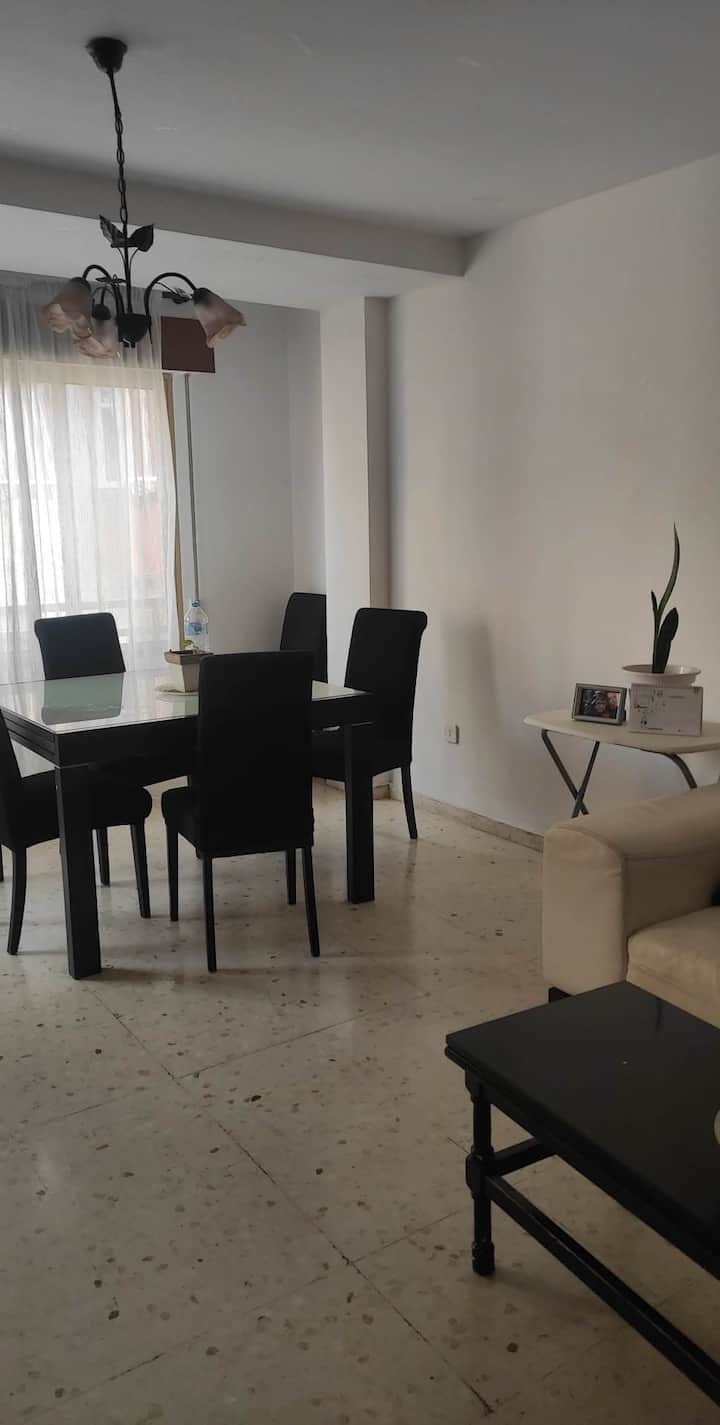 Azul. Habitación - Alicante