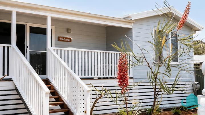 2b At Swansea - Pet-friendly Coastal Cottage - Newcastle