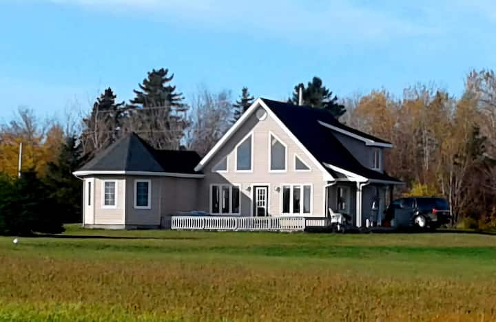 Firefly Fields Coastal Retreat - ノバスコシア州