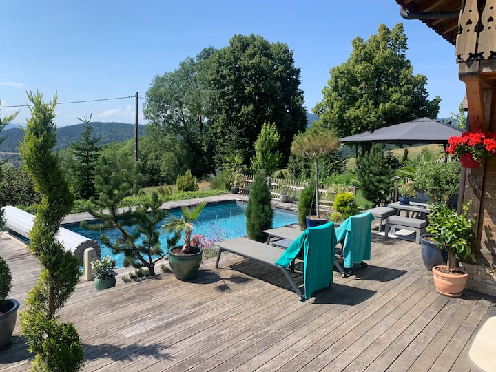 Reposant Mazot Avec Piscine Chauffée Et Jacuzzi - Lac du Môle