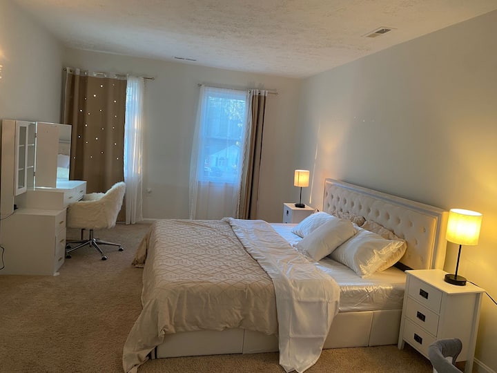 5 Bedrooms, 11 Beds, Free Parking, Private Entry. - Maryland (State)