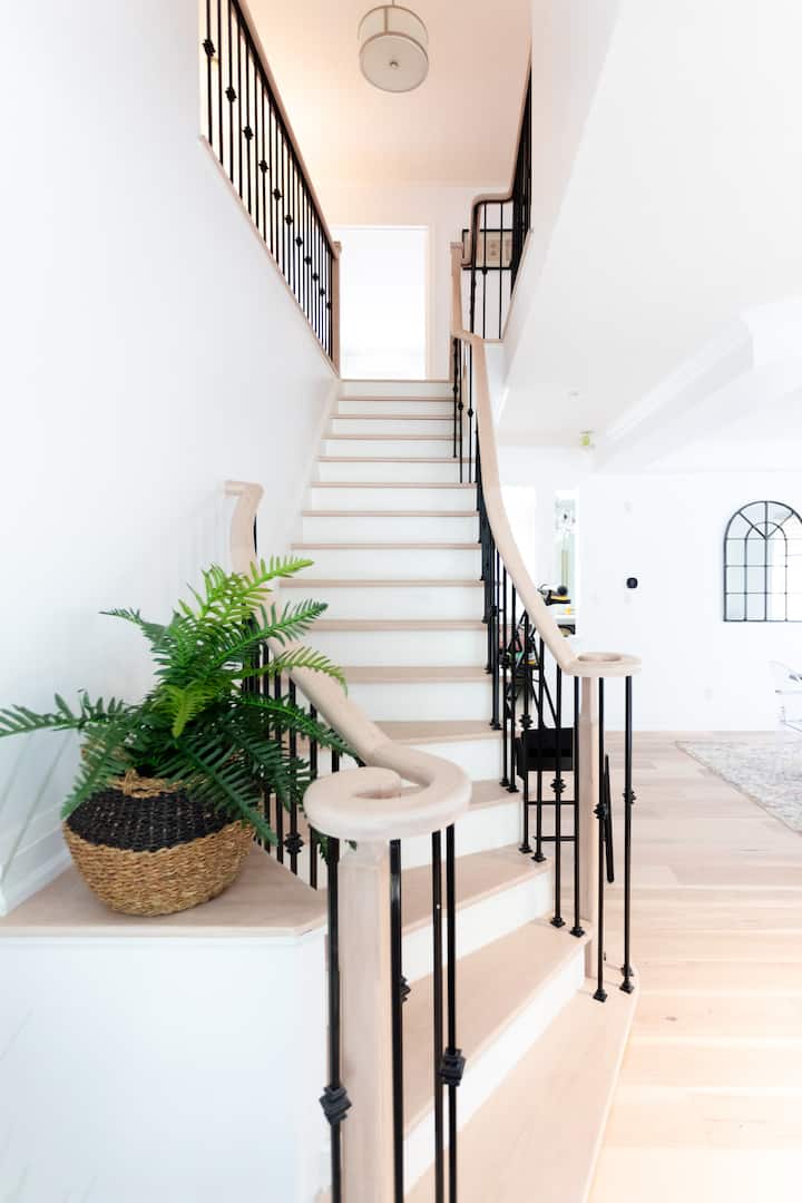 Detached Upscale House Steps Away From The Lake - Oakville