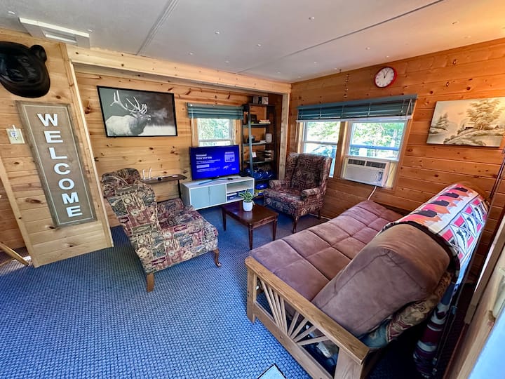 Private Lake Condo! Fully Furnished. Boat Slip! - Rice Lake, WI