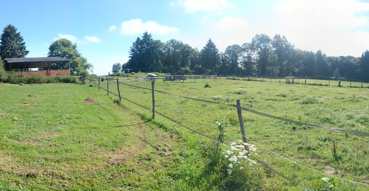 Emplacement Camping-car Caravane - Uzerche