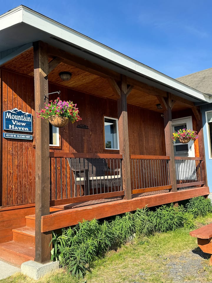 Mountain View Haven - Glacier View, AK