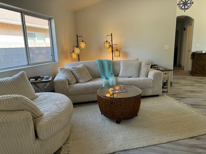 Your Beach House (Without The Beach) - Kingman, AZ