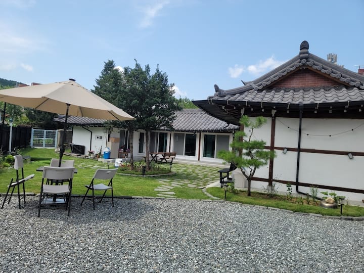 풍경-안채-Main House - 홍천읍