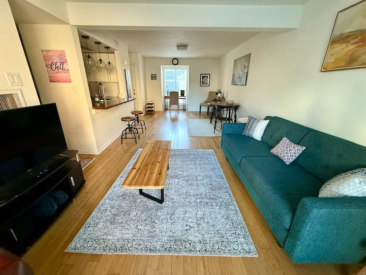 Cozy Updated 4th Ward Apartment - Charlotte, NC