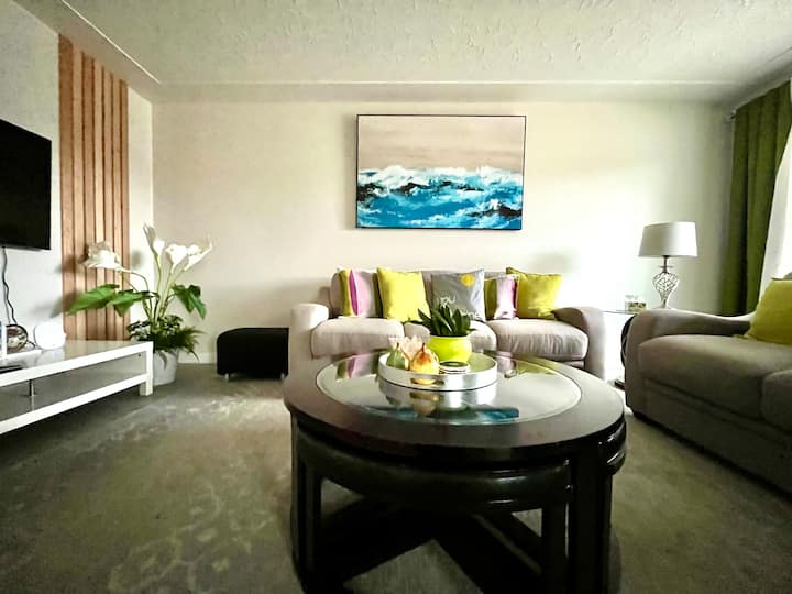 Sam-g Guesthouse / Sleeps 12 - Edmonton