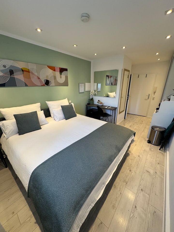 Renovierte 1-zimmer-wohn In Hannover Groß-buchholz - Hannover