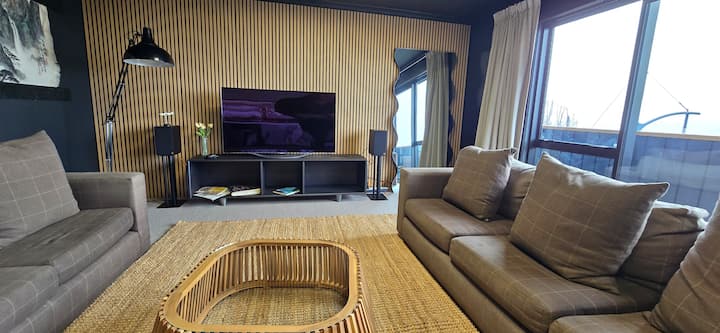 The Bay Hill Apartment. - Timaru