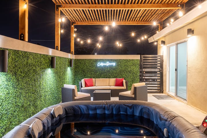 California Dreaming L Hot Tub L Private Backyard - San Diego