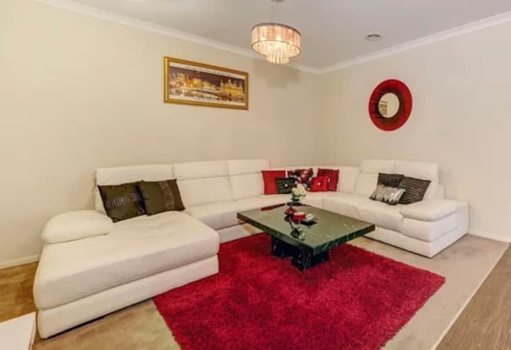 Grand Residence! - Melton