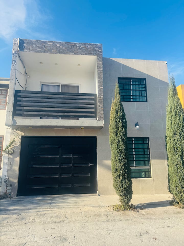 Casa Santa Maria Garcia Nl/wifi/climatizada - Nuevo Leon