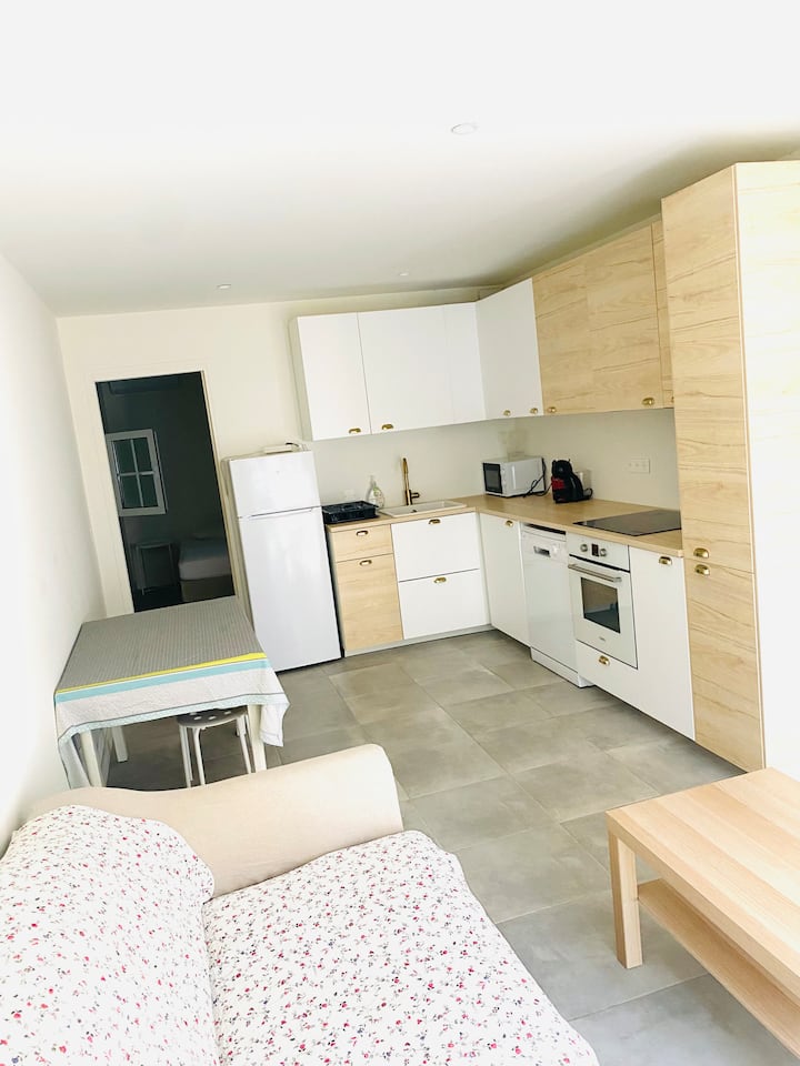 Appartement Dans Bas De Maison - Ramatuelle