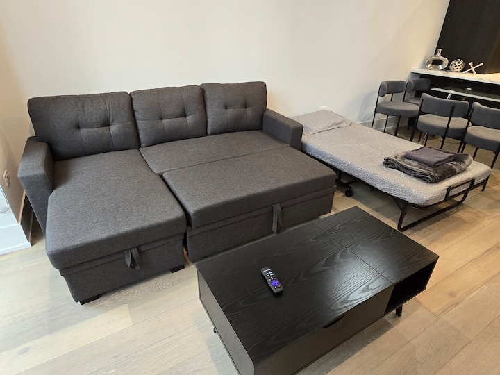 Modern, Luxury Apartment Downtown - To - Chicago