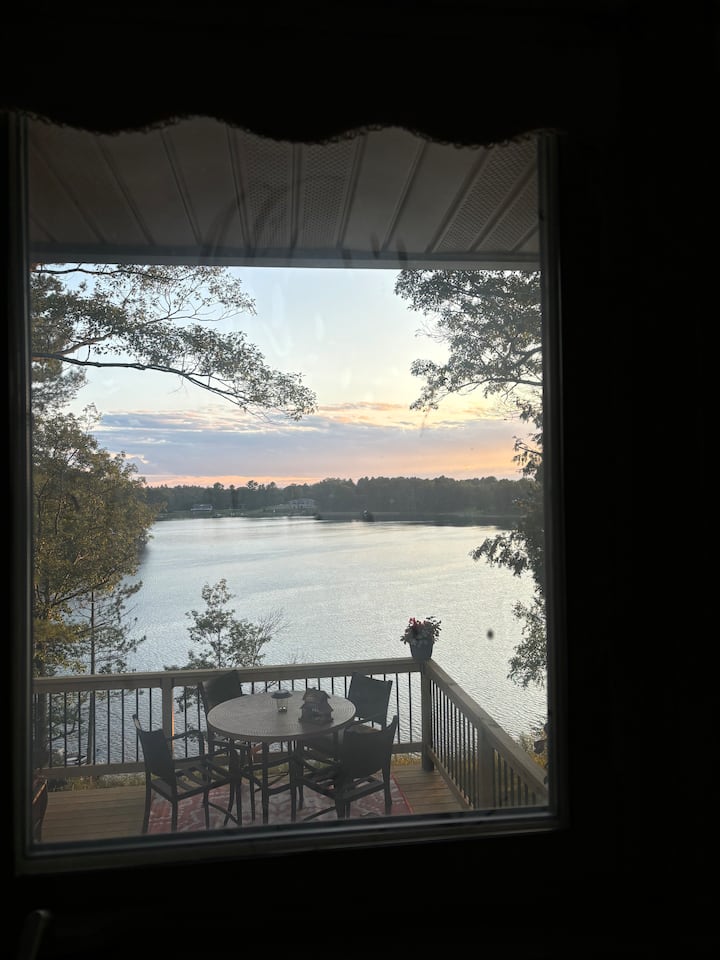 Bass Lake Home - Niagara, WI