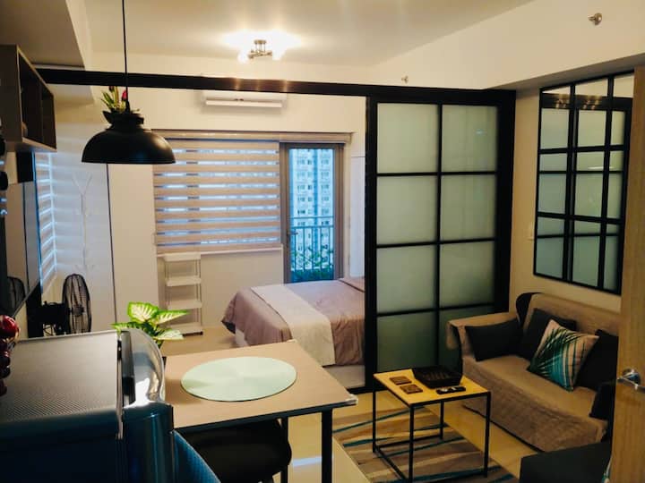 Staycation At Grass Residences Condominium - Quezon City