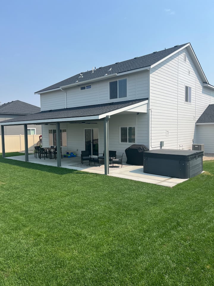 New Idahome W/private Spa&playroom&sunsets - Meridian, ID