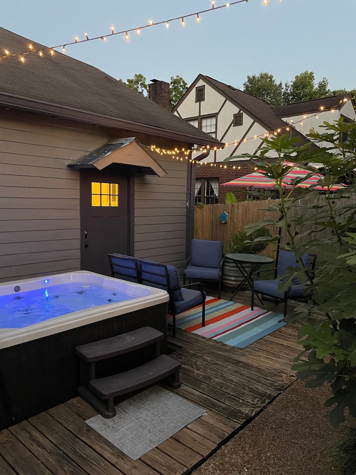 East Nashville 1br With Garden Patio & Hot Tub - Nashville, TN