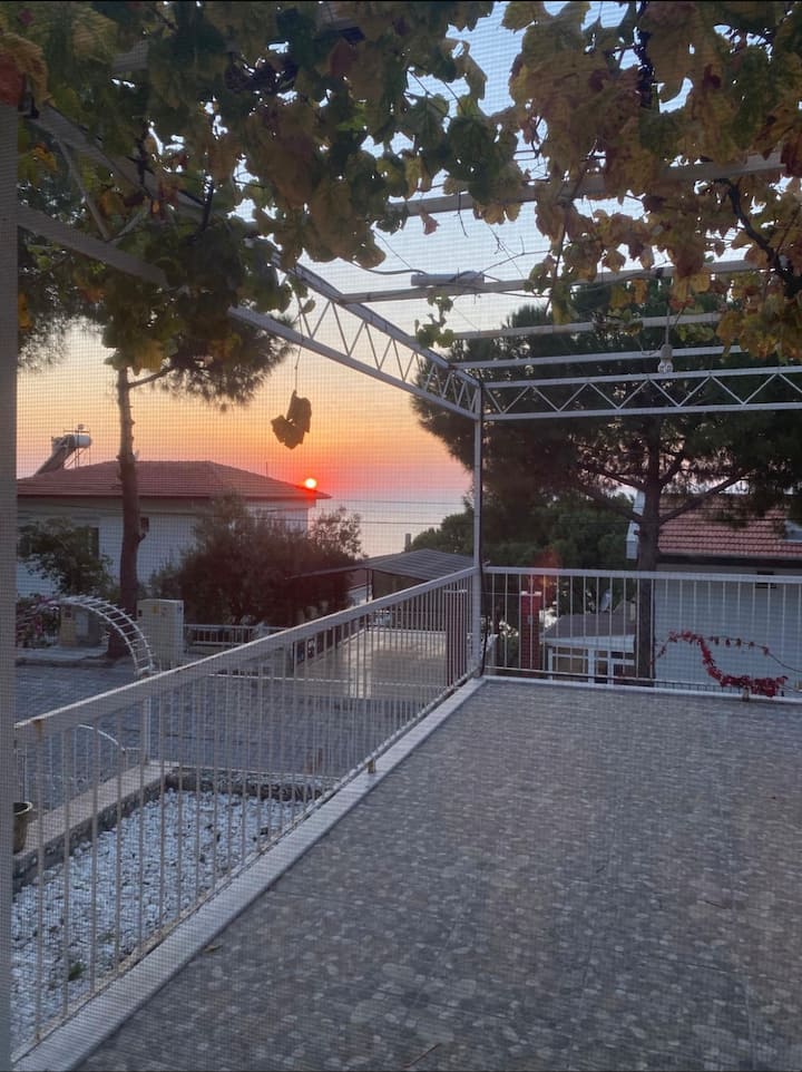 3 Ayrı Plajı Olan Sitede Villa - Sığacık