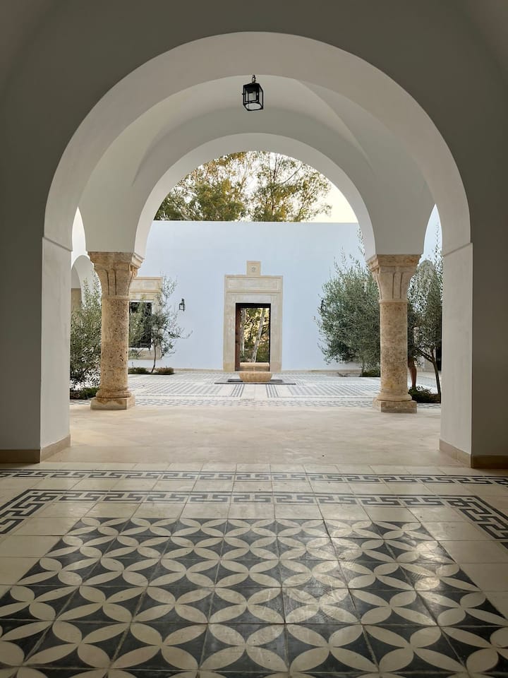 Villa Entière 5 Suites Pour 10 Personnes - Hammamet