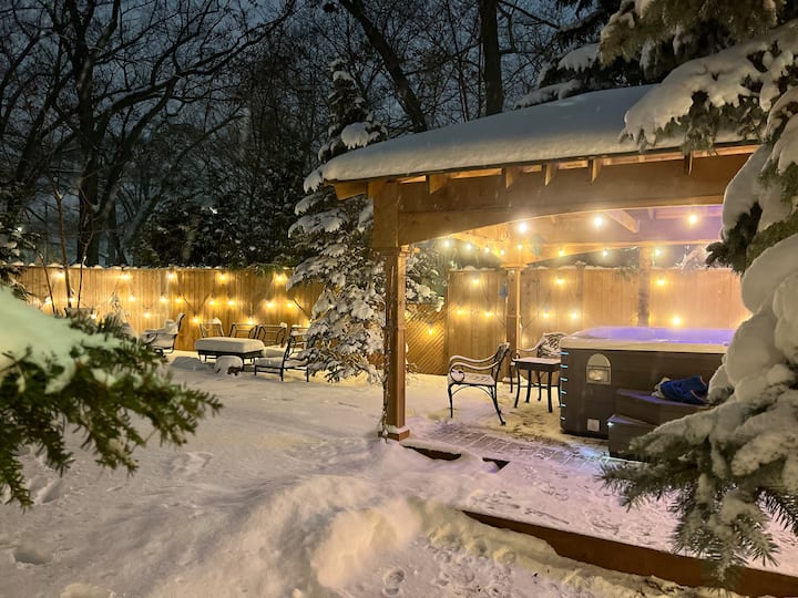 The Kingsway Retreat - Toronto