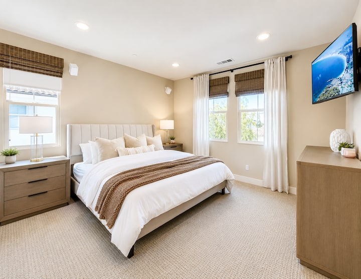 *2bed 2bath Luxury Townhome Irvine Portola Springs - Irvine, CA