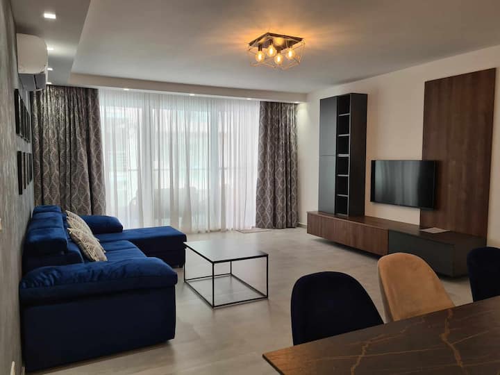 Luxury Sliema Apartment Near Seafront + Parking - Malta