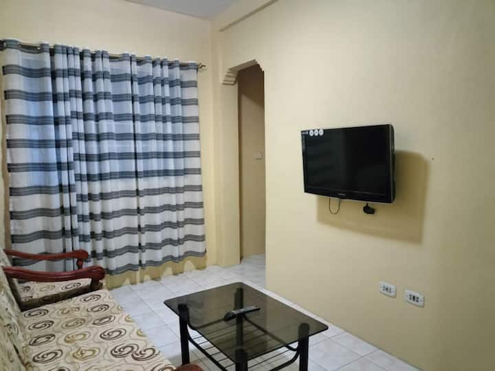 Entire 2nd Floor W/ 2 Bedroom And Private Entrance - Angono
