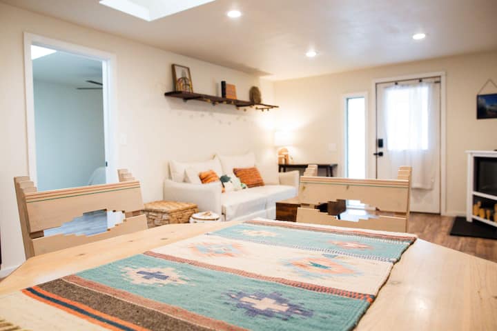 Sunnyside Casita - Central Location, 2 Bikes, A/c - Flagstaff, AZ