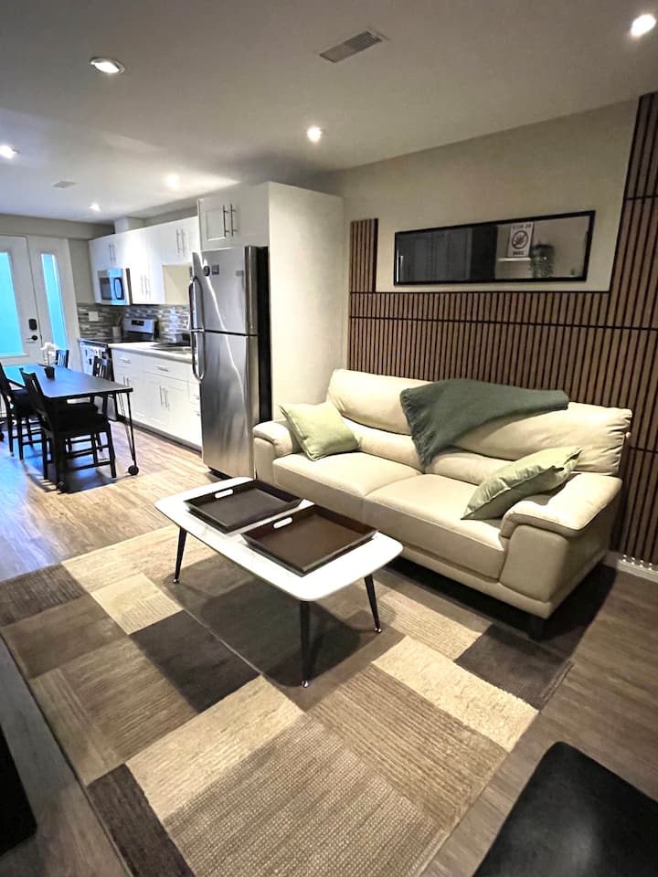 Legal 2-bedroom Basement Apartment - Guelph