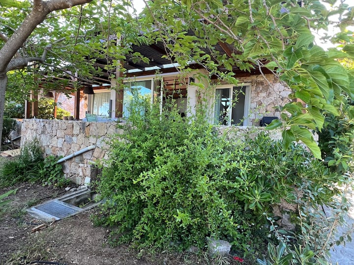 Jolie Maisonnette En Bord De Mer - Lumio