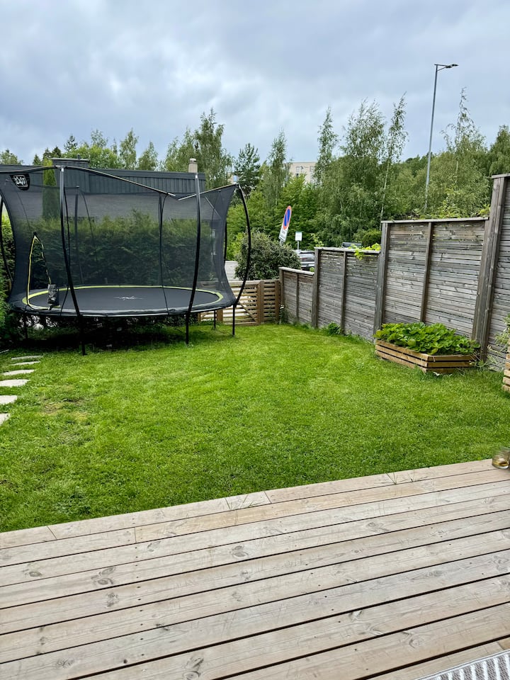 Koselig Hel Etasje I Hus - Oslo