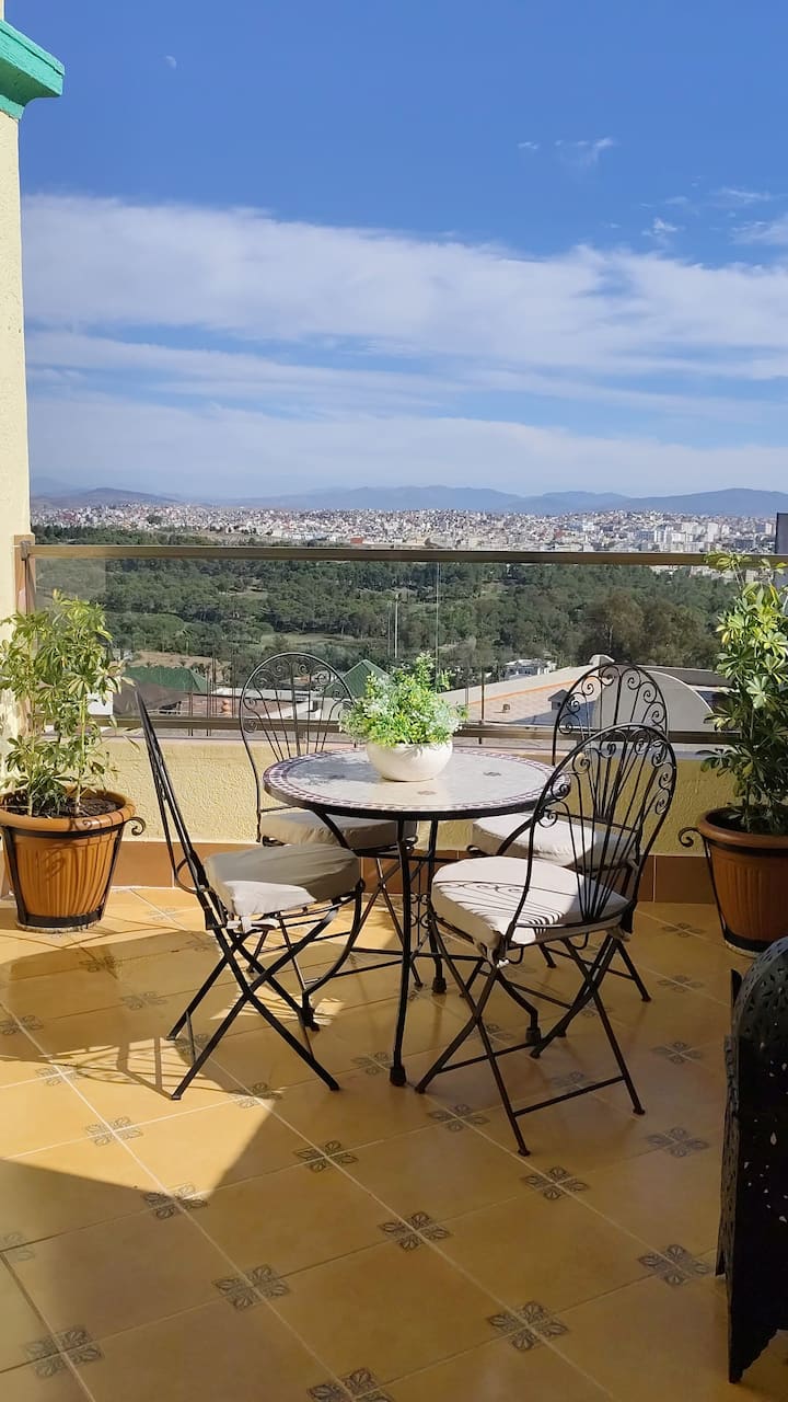 * Penthouse Rmilat Vista Golf * - Tanger