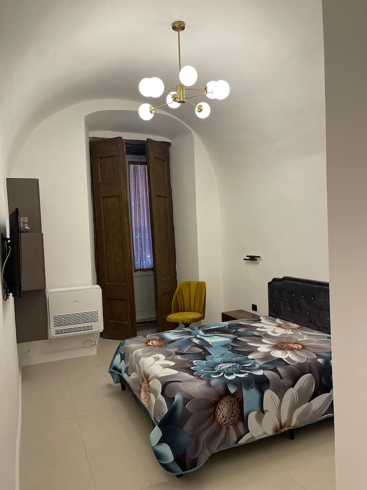 Spinelli House - Naples