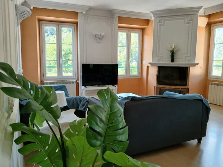 Appartement Quatre Pièces - Nice