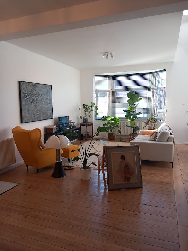 Spacious Room In A Bright Duplex - Brussels