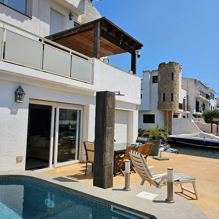 Schöne Ferienvilla Empuriabrava - Ampuriabrava