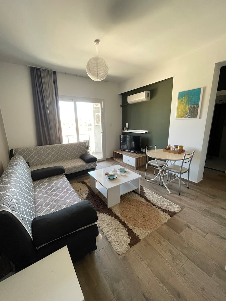 Cozy Flat (2+1) In City Center - Famagusta