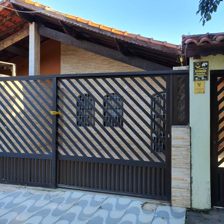 Casa Município  Praia Grande A 250 Metros Da Praia - Praia Grande