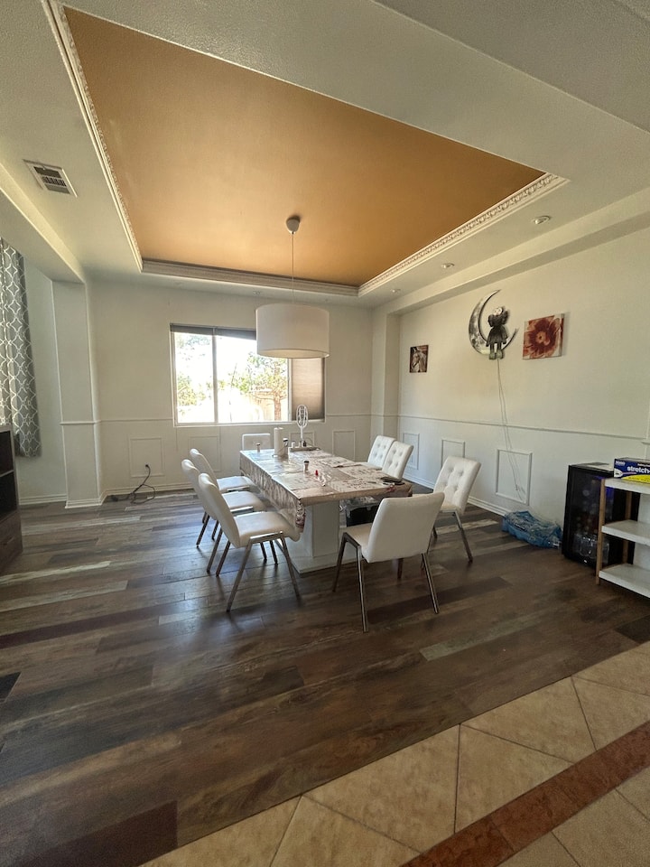 Authentic Room C - Apple Valley, CA