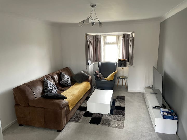 Cozy Relaxed Environment - Peterborough