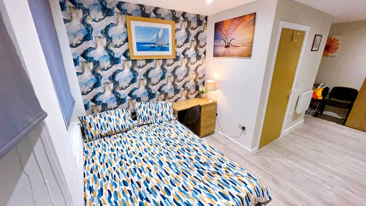 Stunning Studio Flat In Bradford City Center - Bradford