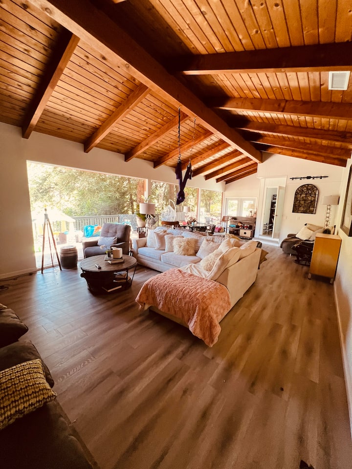 Private Room W/private Bathroom In Sycamore Canyon - Santa Bárbara, CA