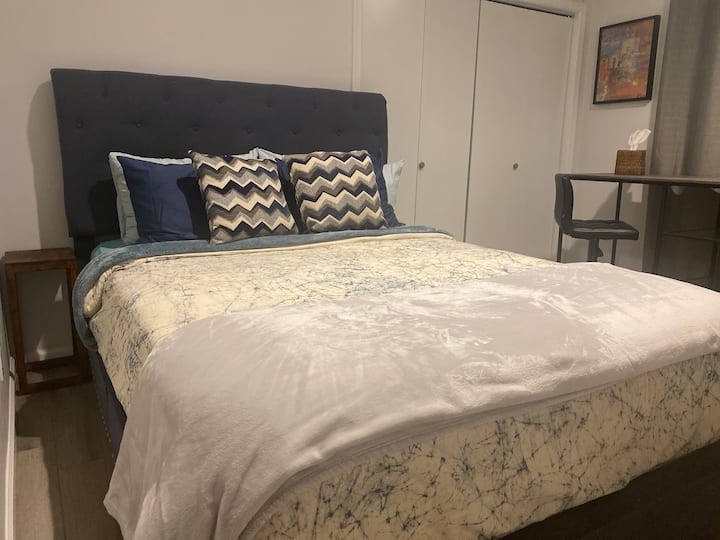 Private Room W/private Bathroom In Sycamore Canyon - Santa Barbara, CA