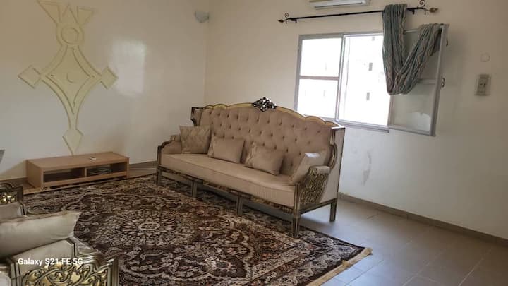 Villa 2 Chambres, Salon, Douche Et Cuisine Externe - Niamey