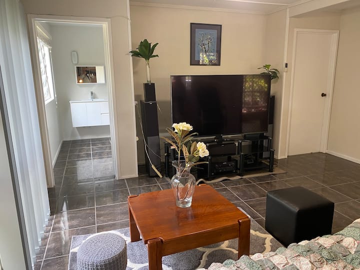 Ground Floor Unit In ‘Fairway Views’ Jindalee - Brisbane
