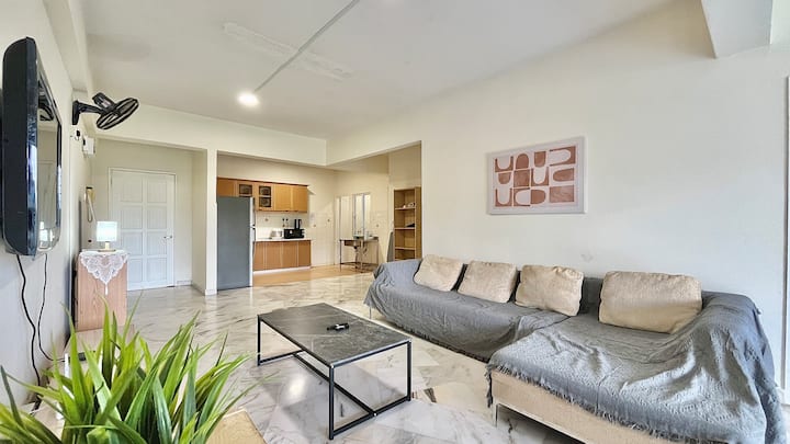 Spacious 5~7pax 3br Family Home @ Mrt Eko Cheras - Kuala Lumpur